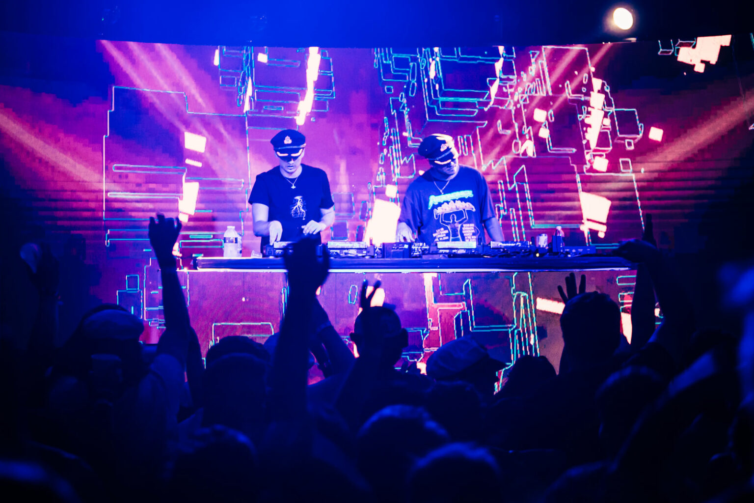 Live Music in Madison, WI | Liquid Madison